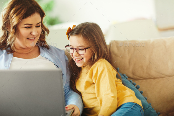 laptop computer education mother children daughter girl familiy ...