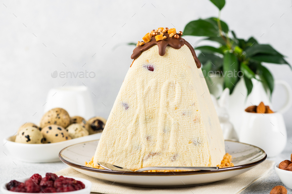 Traditional cottage cheese Easter paskha and eggs. Easter dessert ...