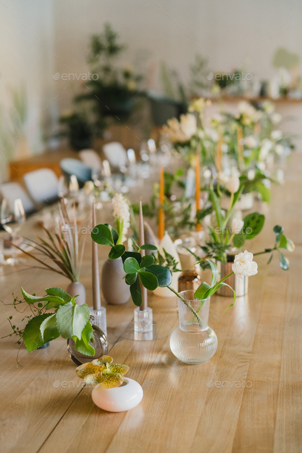 Coziness and style. Modern event design. Table setting at the wedding ...