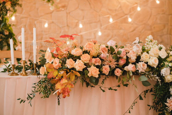 Coziness and style. Modern event design. Table setting at the wedding ...