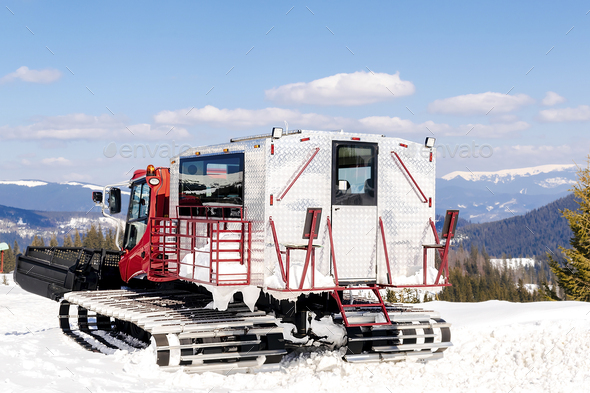snowcat ratrack with snowplow,snow grooming machine,remover truck ...
