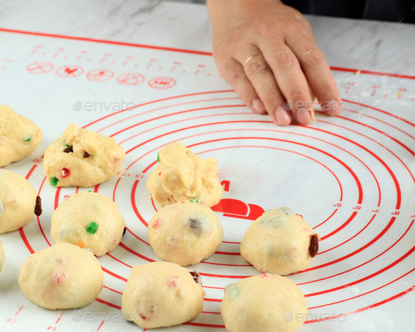 Close Up Asian Female Hand Rounding Raw Bread Dough, Baking Process ...