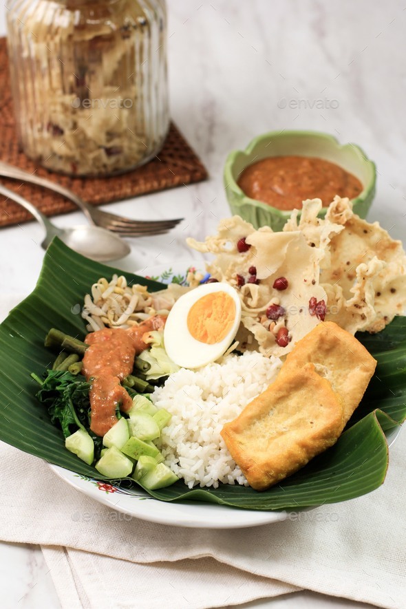 Nasi Pecel, Javanese Rice Dish of Steamed Rice with Vegetable Salad ...