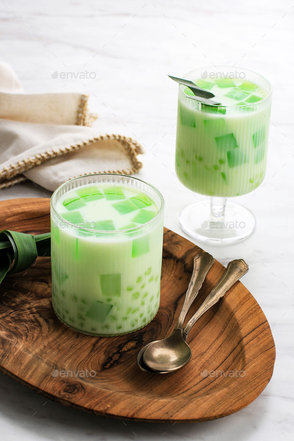 Buko Pandan, Philipnes Popular Dessert, Made From Jelly, Milk, Sago ...