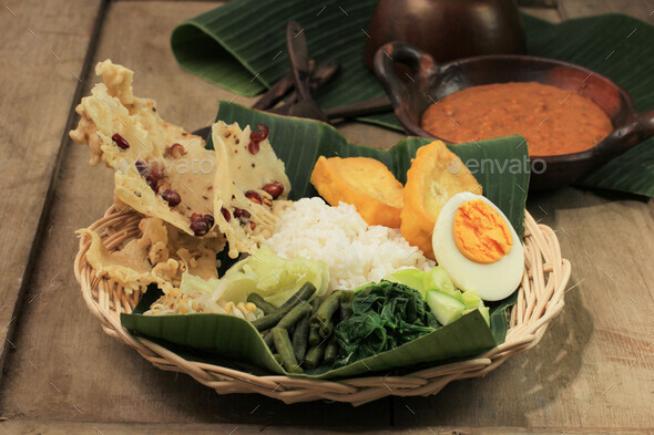 Nasi Pecel. Traditional Javanese Rice Dish Steamed Rice with Vegetable ...