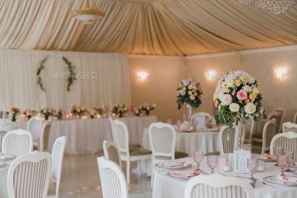 Coziness and style. Modern event design. Table setting at wedding ...