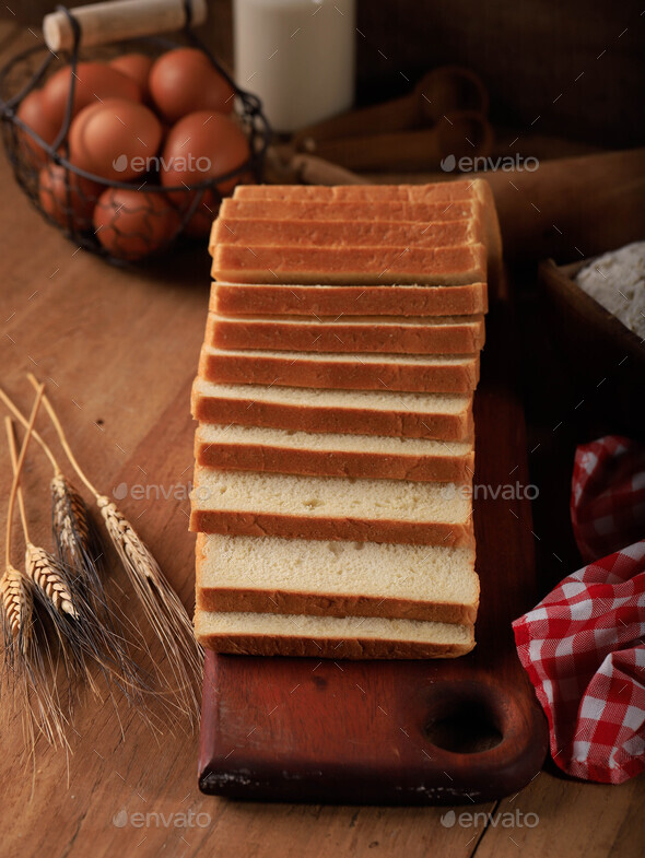 Sliced Toast Loaf White Bread (Shokupan or Roti Tawar) for Breakfast ...