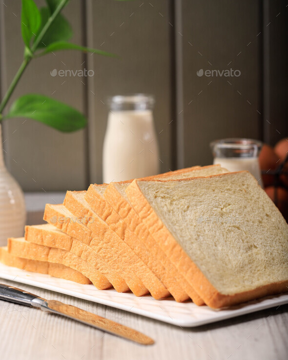 Sliced Toast Loaf White Bread (Shokupan or Roti Tawar) for Breakfast ...