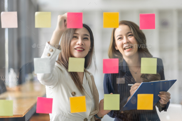 Team of Business female employee with many conflicting priorities ...