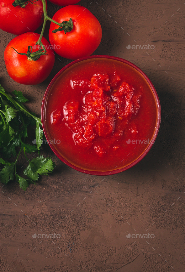 Tomatoes in their own juice, sliced, tomato sauce, tomatoes, in a cup ...