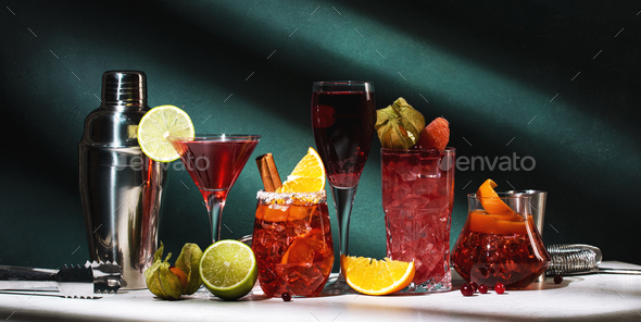 Red alcoholic cocktails set: kir royale, negroni, boulevardier ...