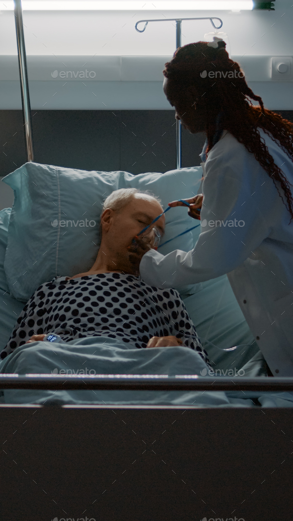 Patient with disease getting reanimation in hospital ward Stock Photo ...