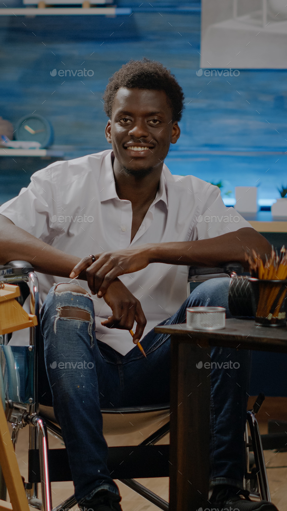 Portrait of disabled african american artist at creativity studio Stock ...