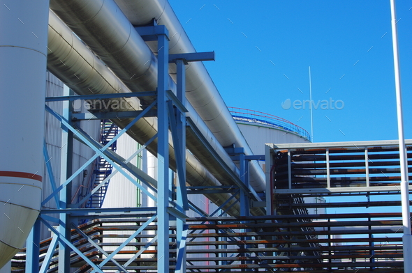Complex of gas pipelines in a gas-fired power plant Stock Photo by ...