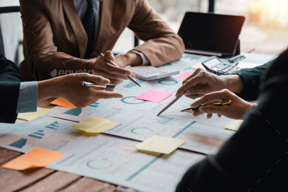 Business people meeting business consulting brainstorming project ...