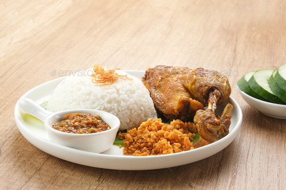 Bebek Goreng Kremes, Indonesian food Stock Photo by tyasindayanti ...