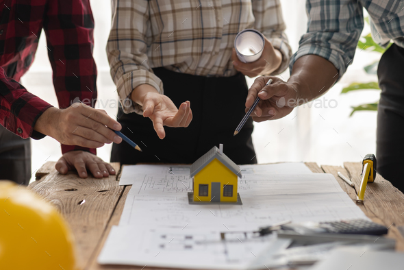 Engineer Teamwork Meeting, Architect contractor meetings of real estate ...