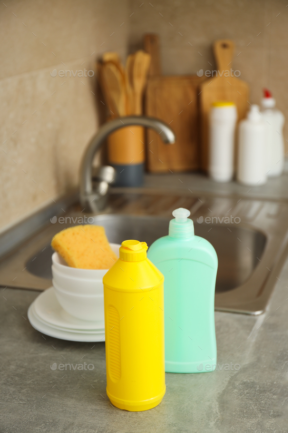 Detergent, accessories for dish washing and cleaning Stock Photo by ...