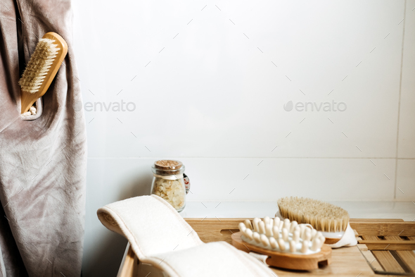 Exfoliate skin, manual exfoliation skin helps to remove dead skin cells ...