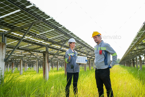 Technology solar cell, engineering service and worker installation ...