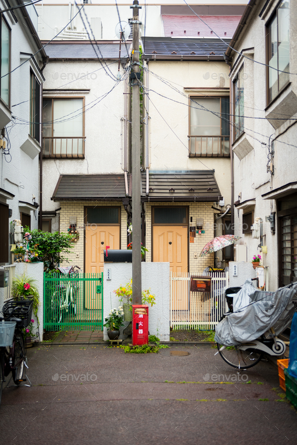 Identical houses touching each other in downtown Tokyo Stock Photo by ...