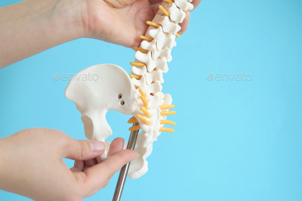 Intervertebral hernia of the cervical spine, rupture of the fibrous ...