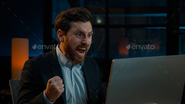 Annoyed angry businessman Caucasian middle-aged 40s man CEO employee ...