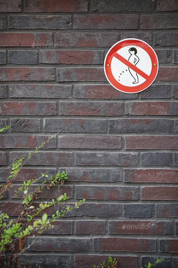 no peeing prohibition sign Stock Photo by axelbueckert | PhotoDune