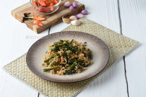 Urap,Indonesia Traditional Food. Urap is a salad dish of boiled ...