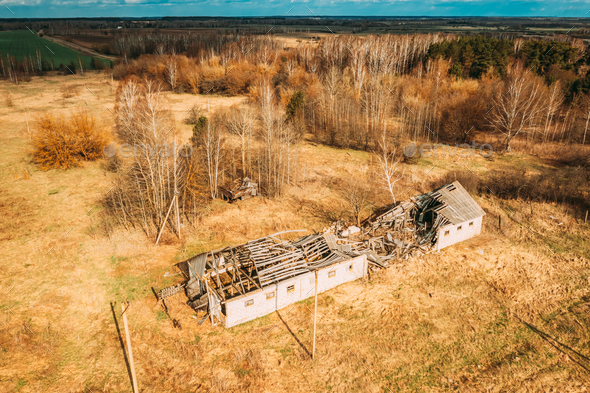 Belarus. Abandoned Barn, Shed, Farm House In Chernobyl Resettlement ...