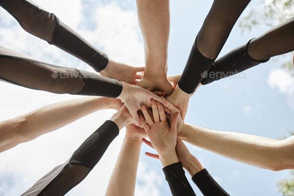 People from cheerleader team supporting each other Stock Photo by ...