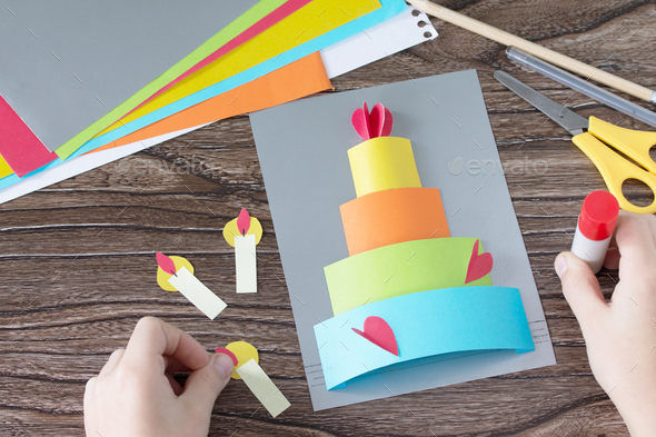 The child glue Greeting card with birthday cake congratulation. Stock ...