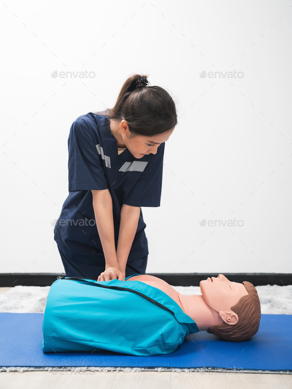 CPR Training ,Emergency and first aid class on cpr doll ...