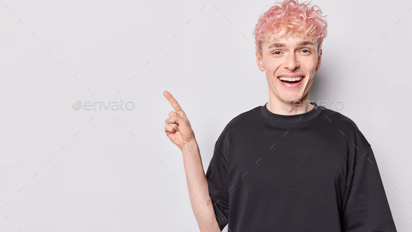 People positive emotions concept. Studio waist up of young shappy ...