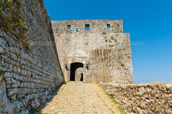 Entry into the walls of Rozafa Castle and its citadel in the lakeside ...