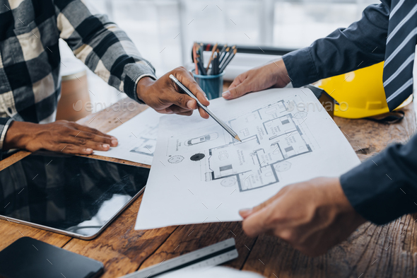 Architects and engineers jointly design and build houses, edit plans ...