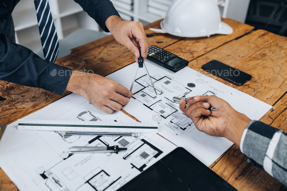 Architects and engineers jointly design and build houses, edit plans ...