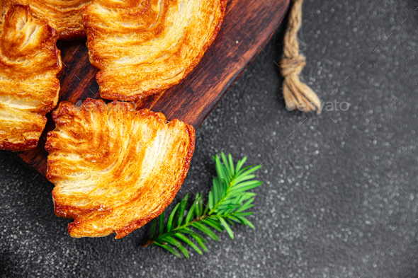 christmas cookie puff pastry biscuits sweet dessert puff sfoglie ...