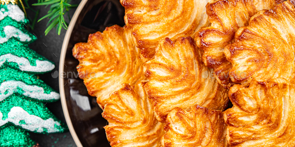 christmas cookie puff pastry biscuits sweet dessert puff sfoglie ...