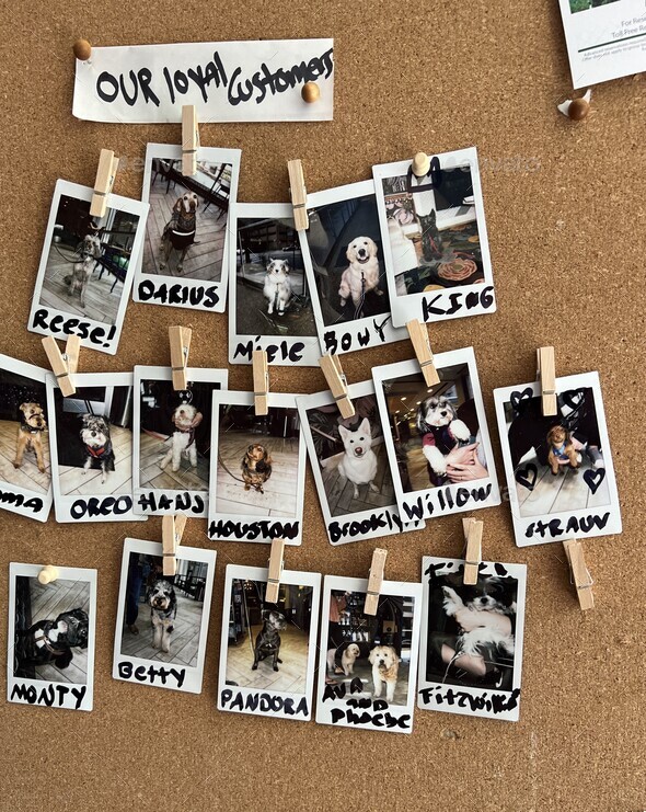 customer appreciation bulletin board Stock Photo by bethanyellis28