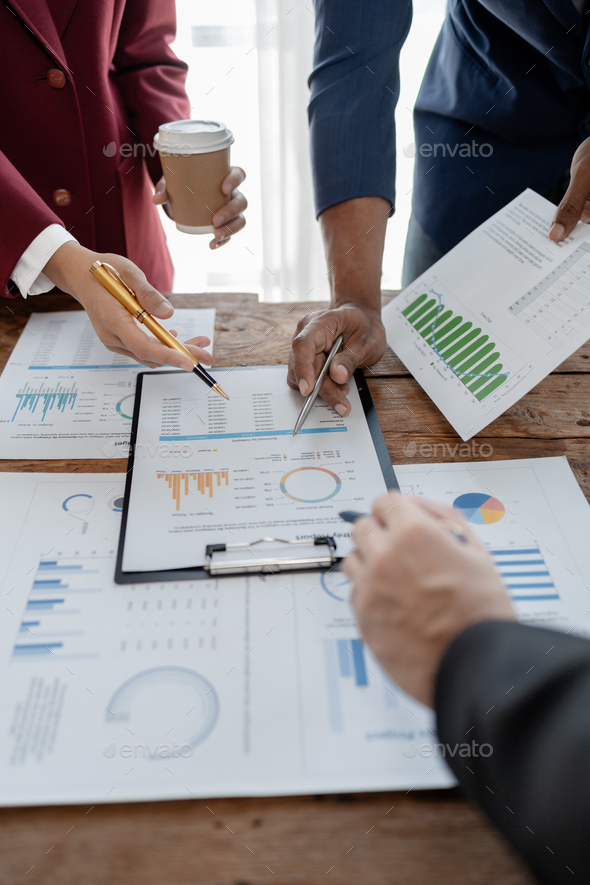 Explaining the report at the meeting, Collaborate to solve problems in ...