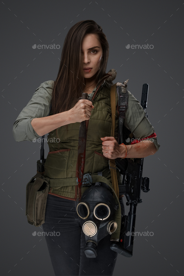 Middle eastern female survivor, dagger pose Stock Photo by fxquadro