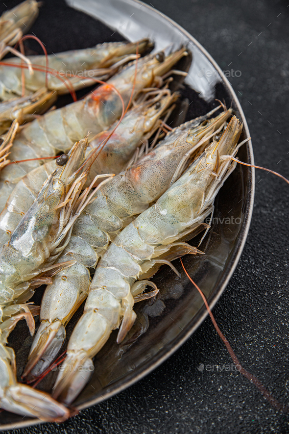 raw shrimp prawn seafood fresh eating cooking appetizer meal food snack ...