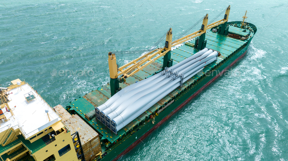 Wind Turbine on Ship, Transportation of blades for wind turbines on a ...
