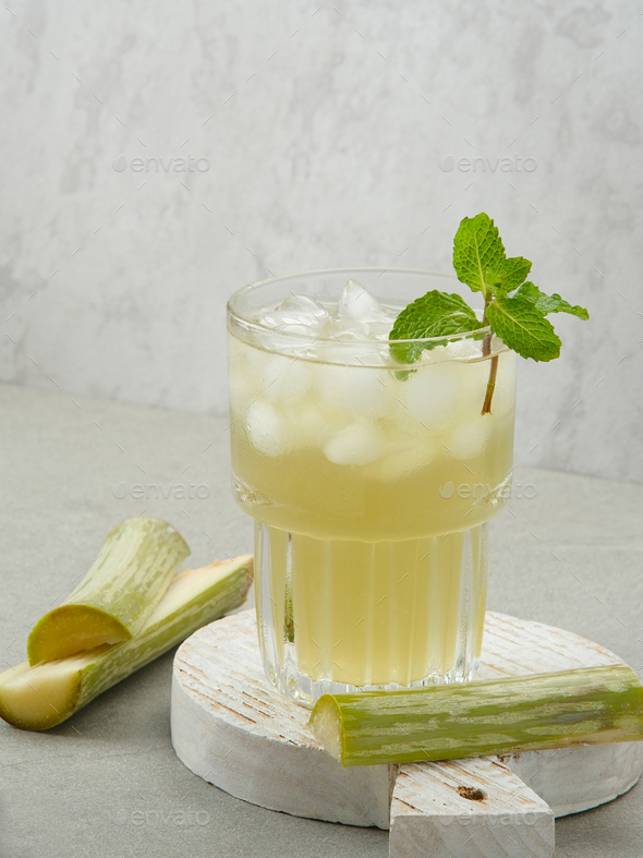 Fresh sugar cane juice (Es Tebu) Stock Photo by tyasindayanti | PhotoDune