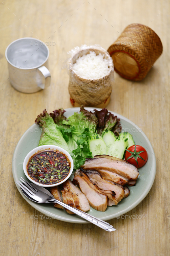 Kor Moo Yang ( charcoal grilled pork jowl meat ), Thai Isan cuisine ...