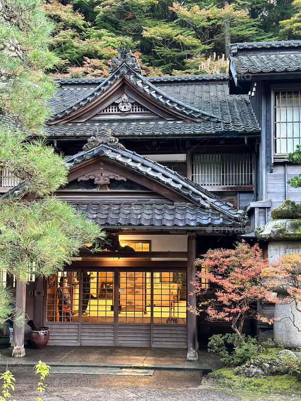 Motoyu Ishiya is a traditional ryokan and onsen near Kanazawa, Ishikawa ...