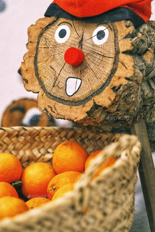 Tió de nadal. Typical character of Catalan culture during the Christmas ...