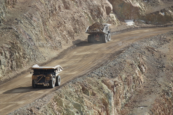 Dump Trucks hauling mining material at Cripple Creek Victor Gold Mine ...