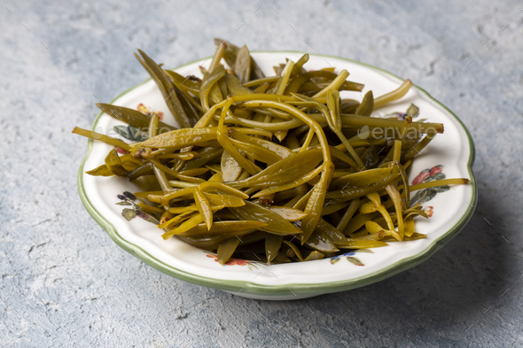 Rock Grove (Crithmum maritimum) Salad.Turkish cuisine appetizer types ...